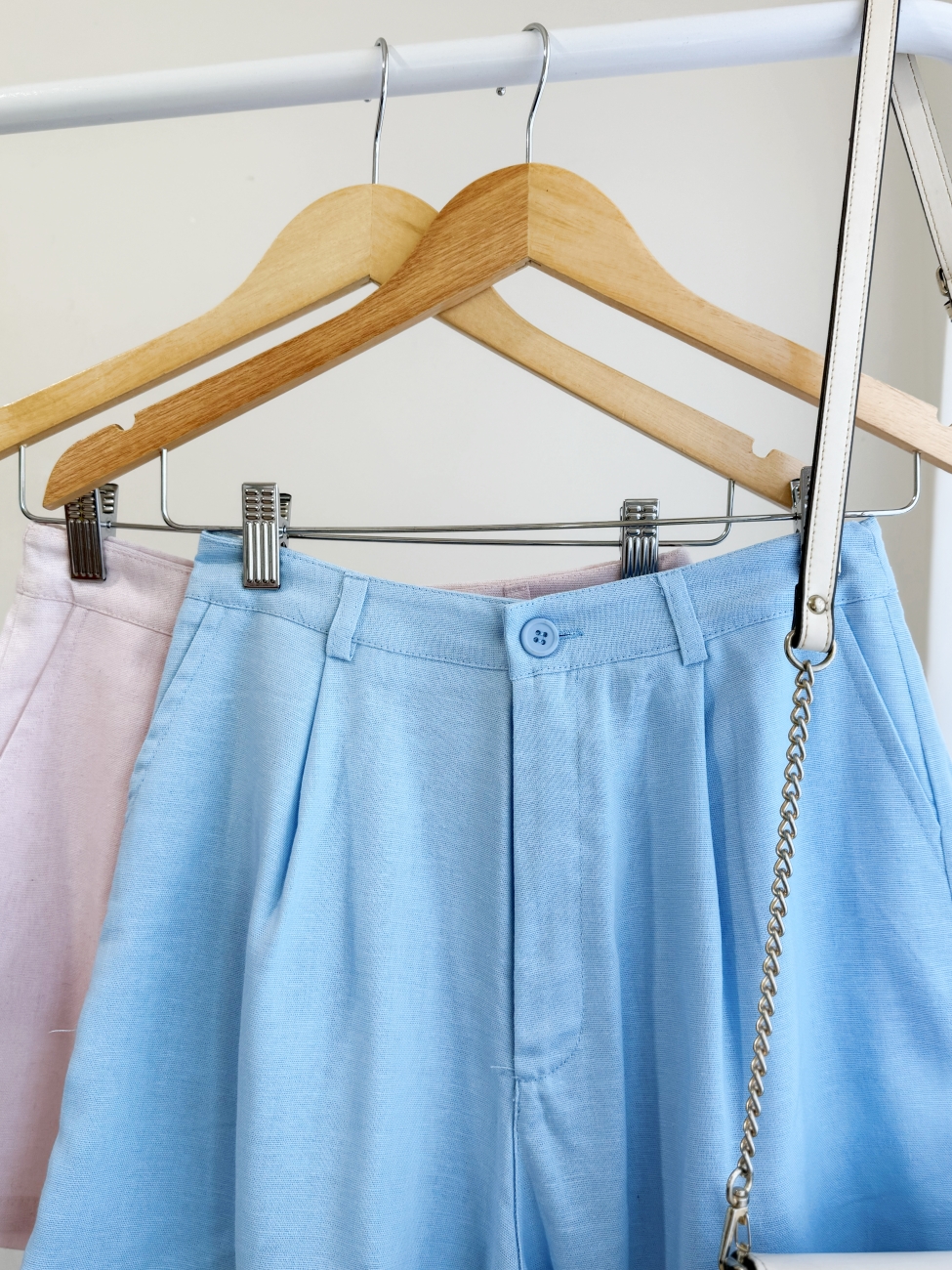 SHORT KEILA – El billete